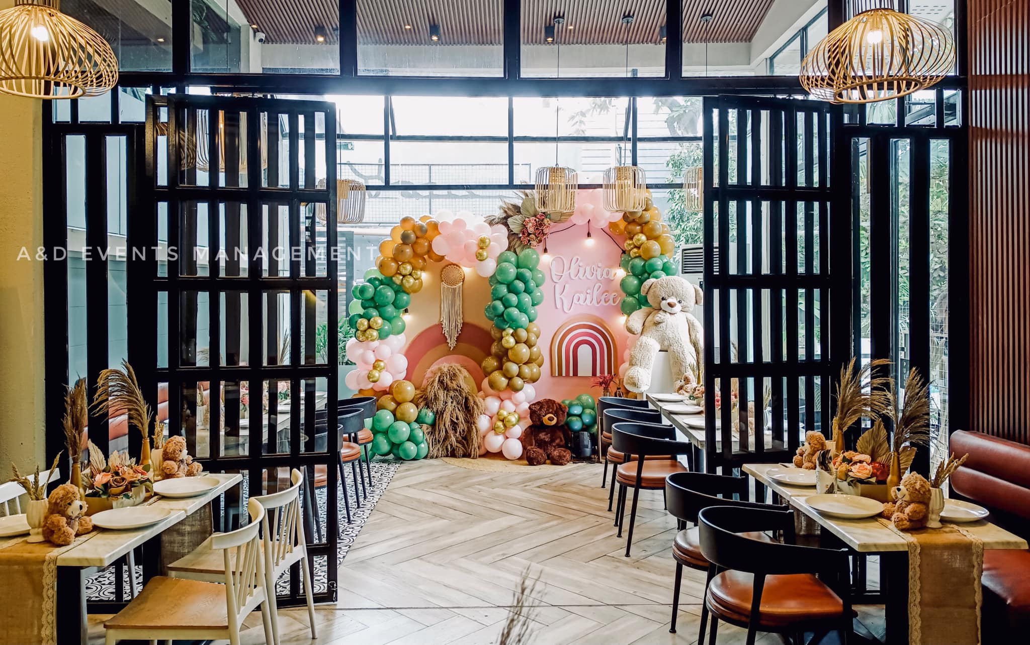 LOLA Cafe: Events – Online