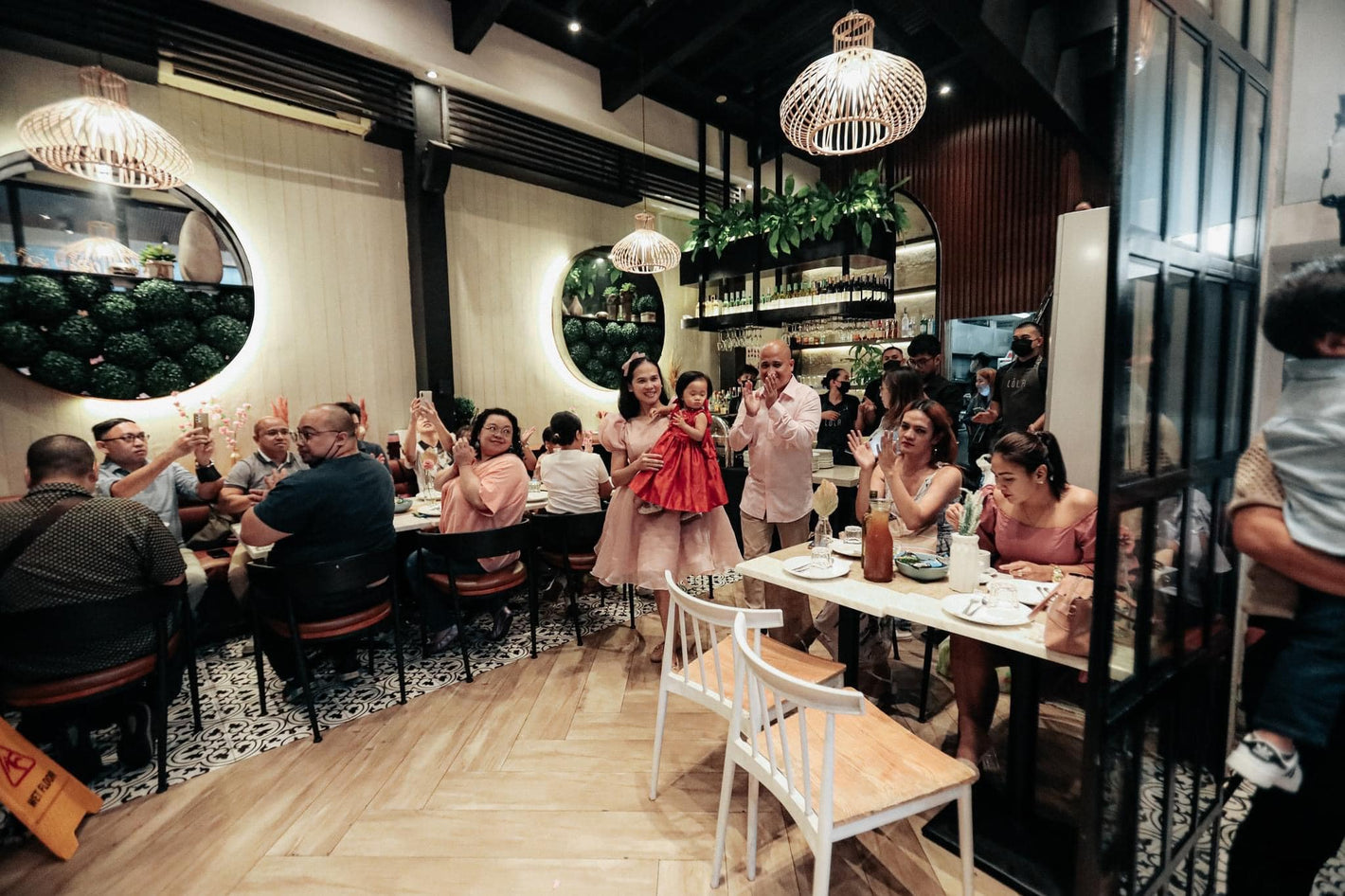 LOLA Cafe: Events – Online